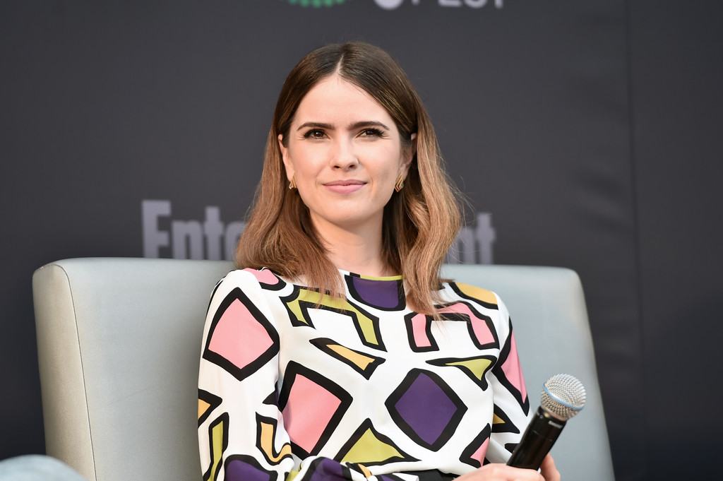 Shelley Hennig image