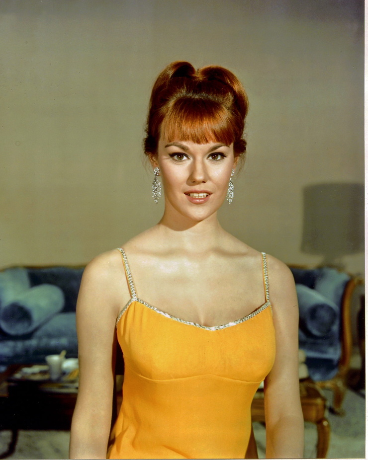 Picture of Barbara Rhoades