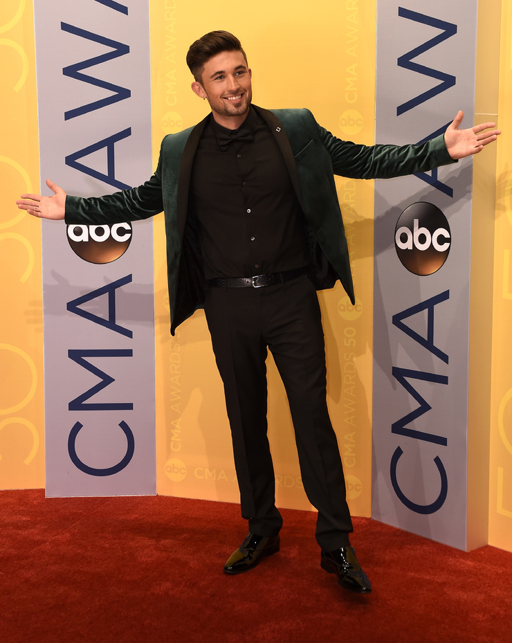 Picture of Michael Ray Roach