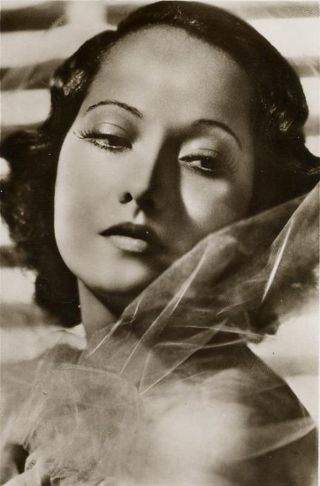 Picture of Merle Oberon