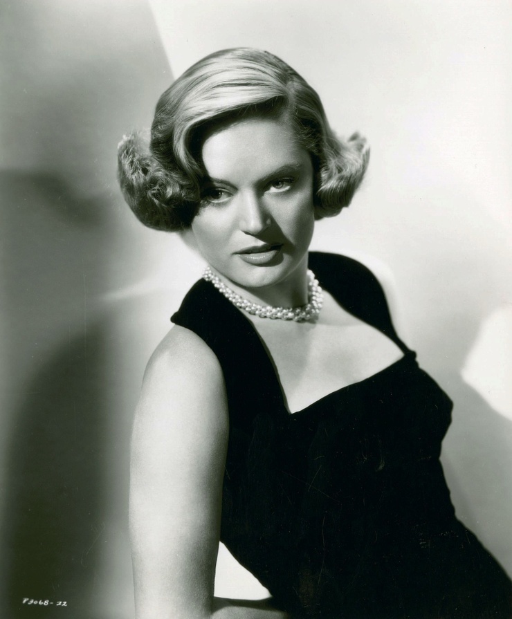 Picture of Alexis Smith