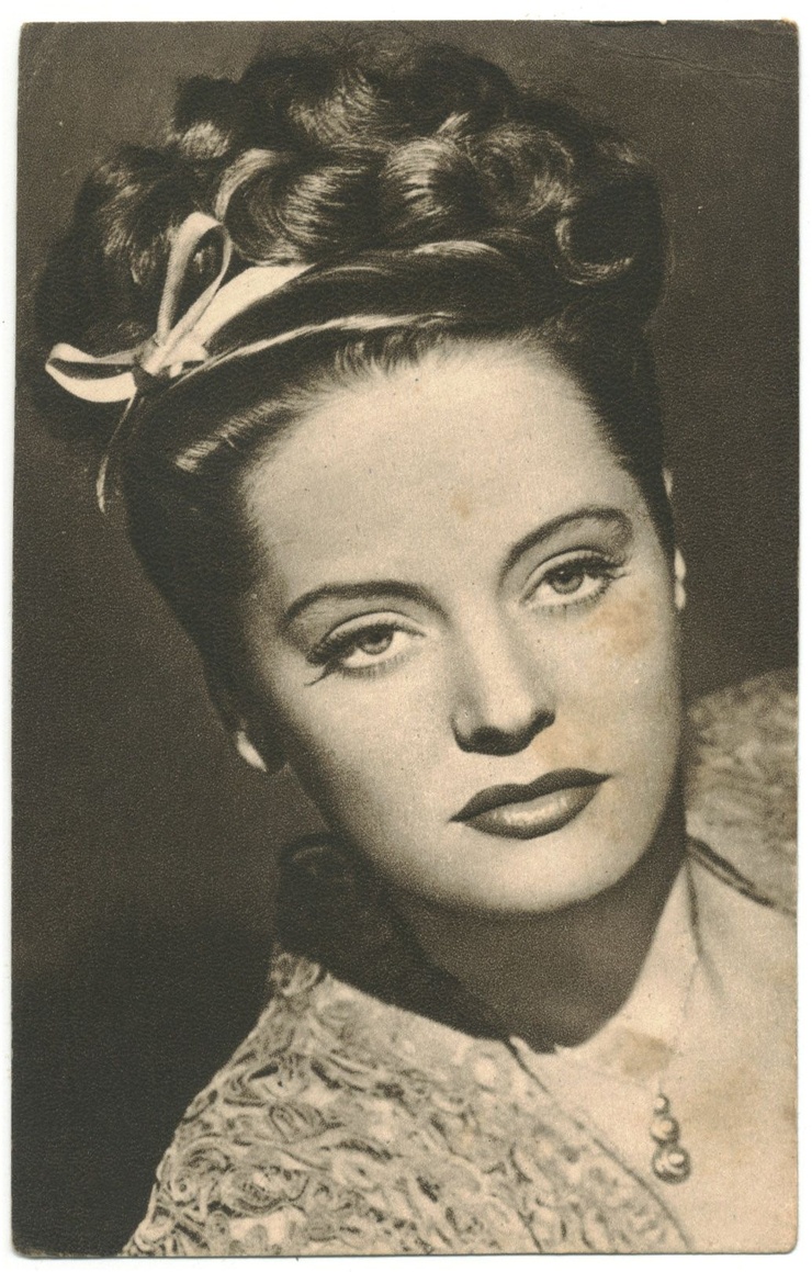 Picture of Alexis Smith