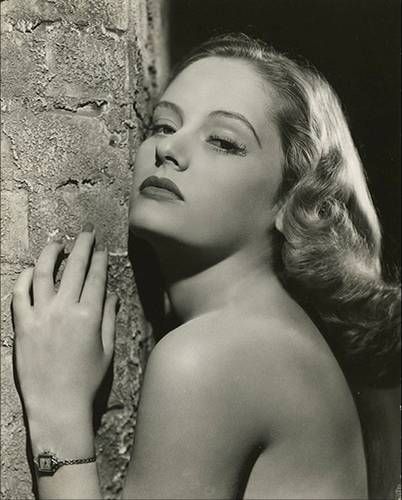 Picture of Alexis Smith