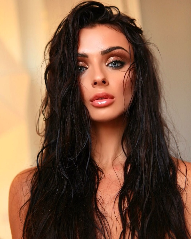 Picture of Kady McDermott