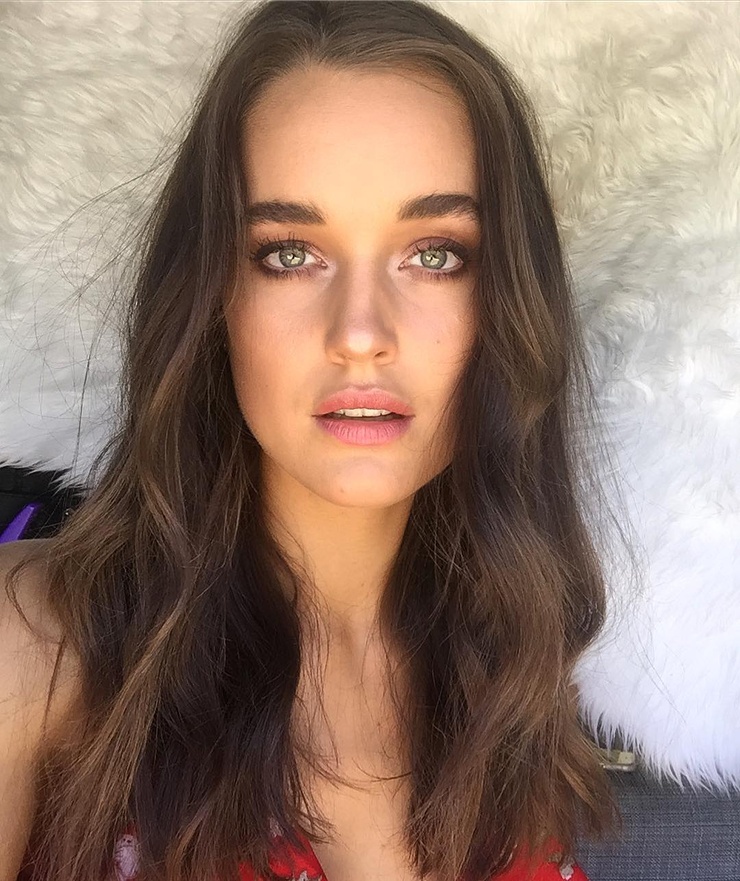 Picture of Kate Harrison (model)