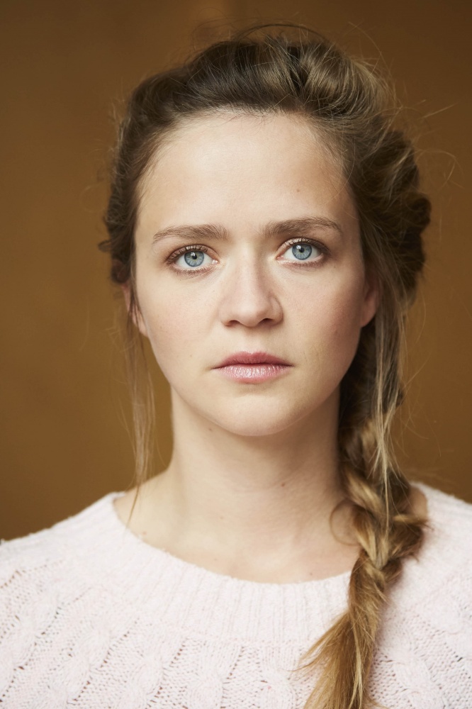 Sarina Radomski image