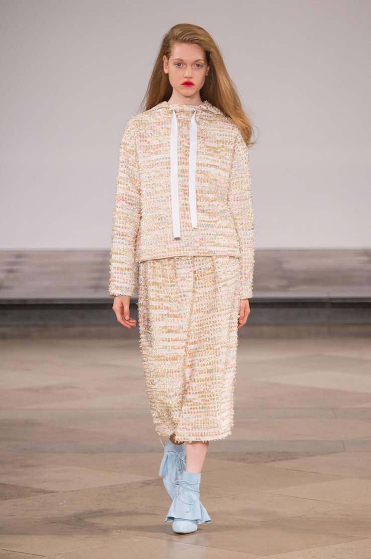 Picture of Elizabeth Moore