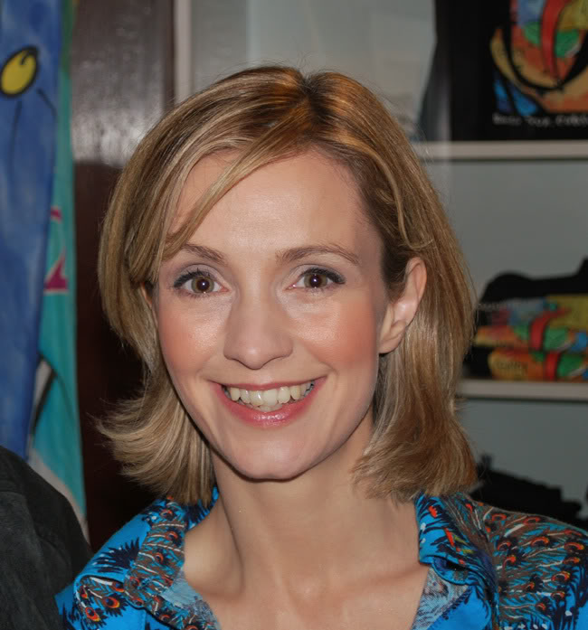 Picture Of Cara Dillon