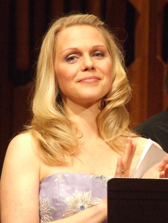 Miah Persson picture