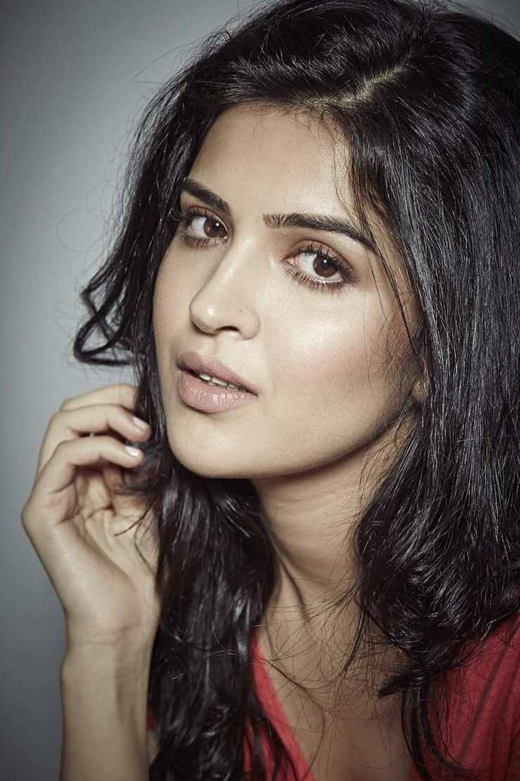 Picture of Deeksha Seth