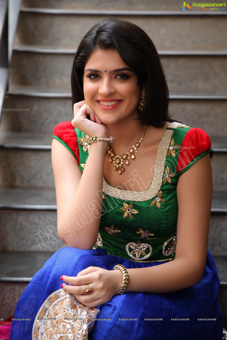 Picture of Deeksha Seth
