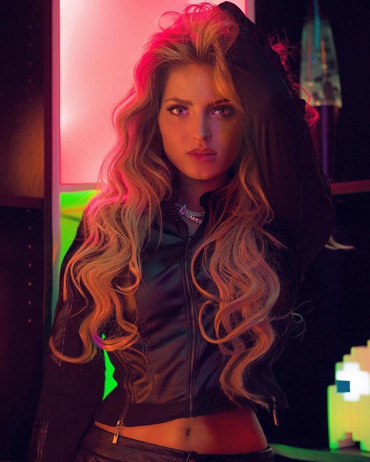 Picture of Saxon Sharbino