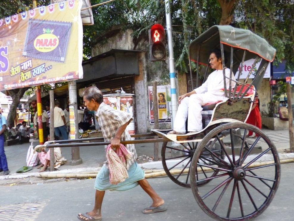 HUMAN RICKSHAW - TAXI - INDIA