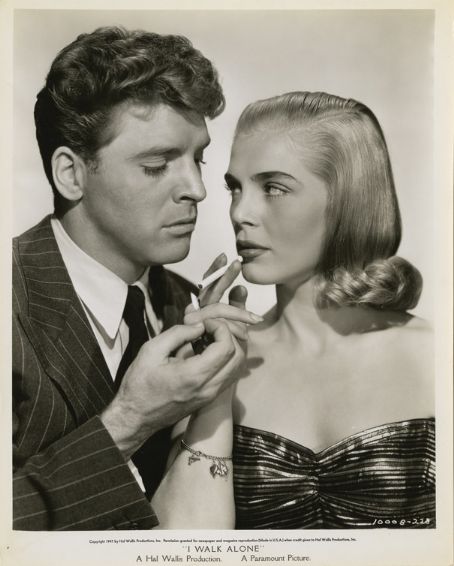 Picture of Lizabeth Scott