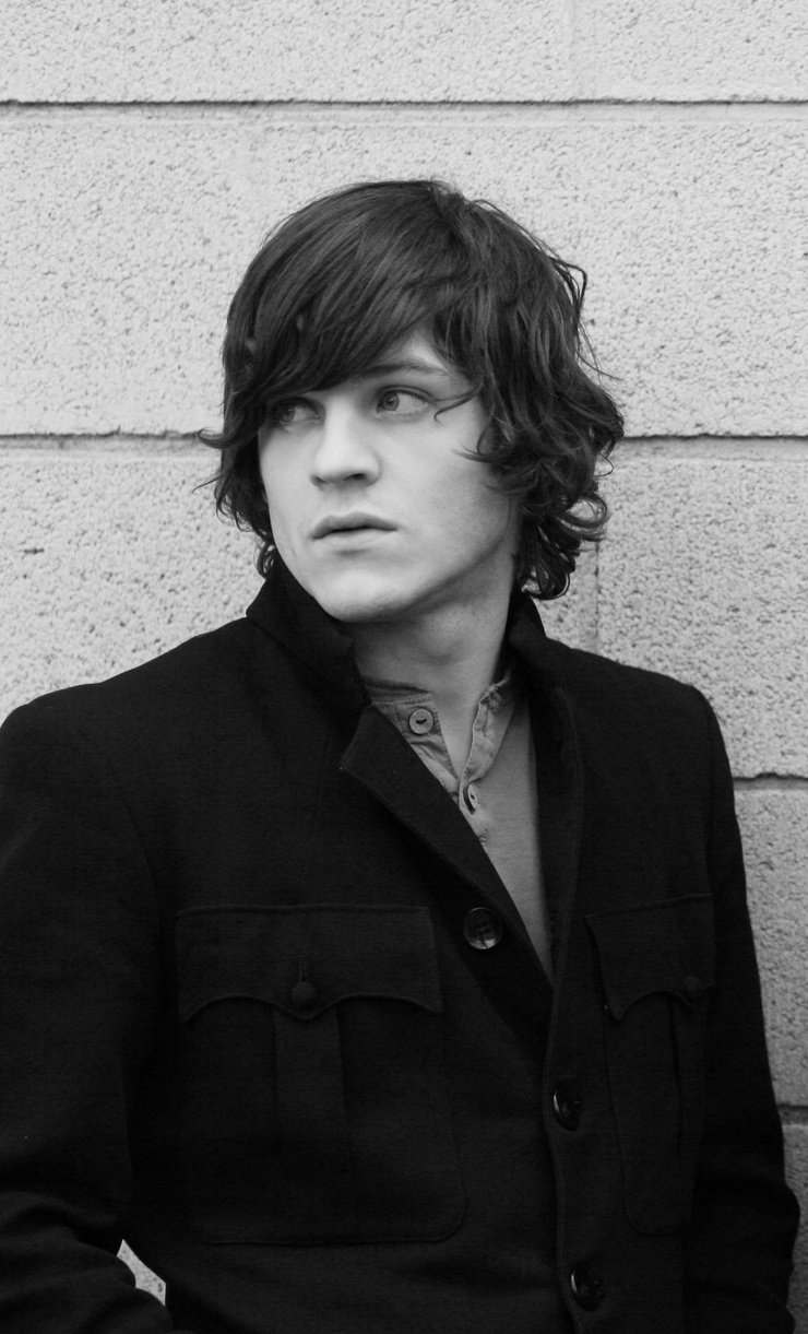 Picture of Iwan Rheon
