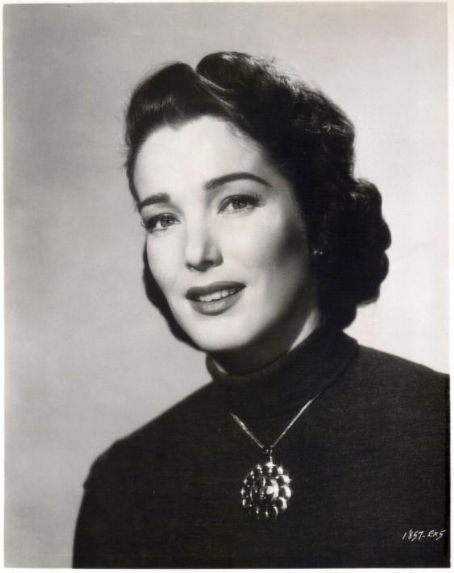 Picture of Julie Adams