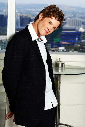 Picture of Ashton Holmes