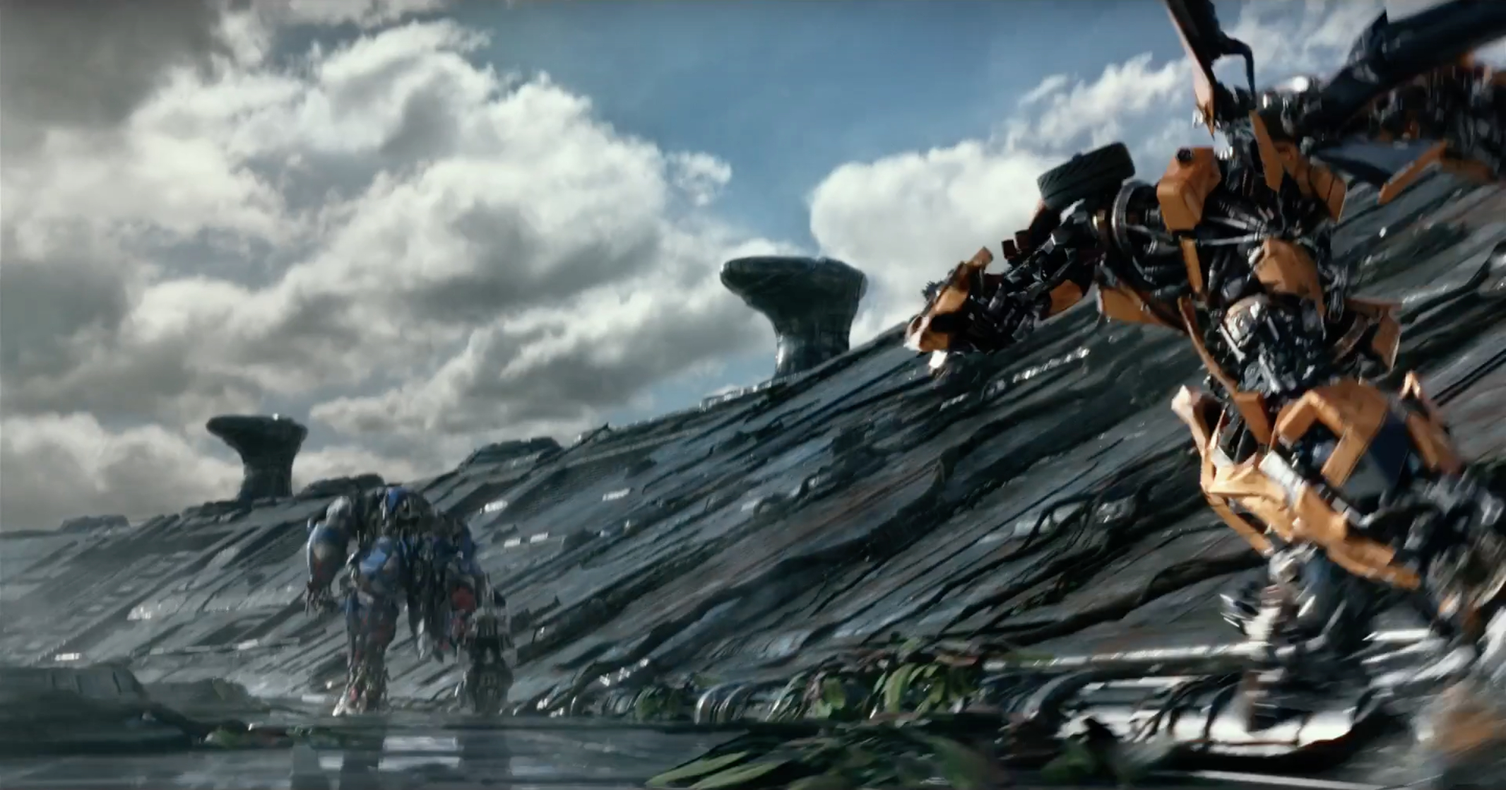 Picture of Transformers: The Last Knight