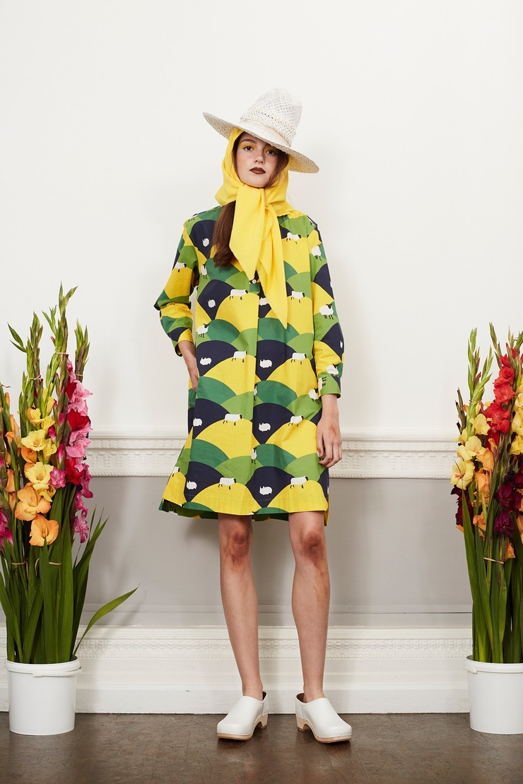 Picture of Scarlett Gray