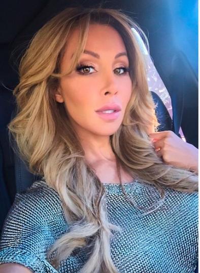 Lisa Hochstein picture