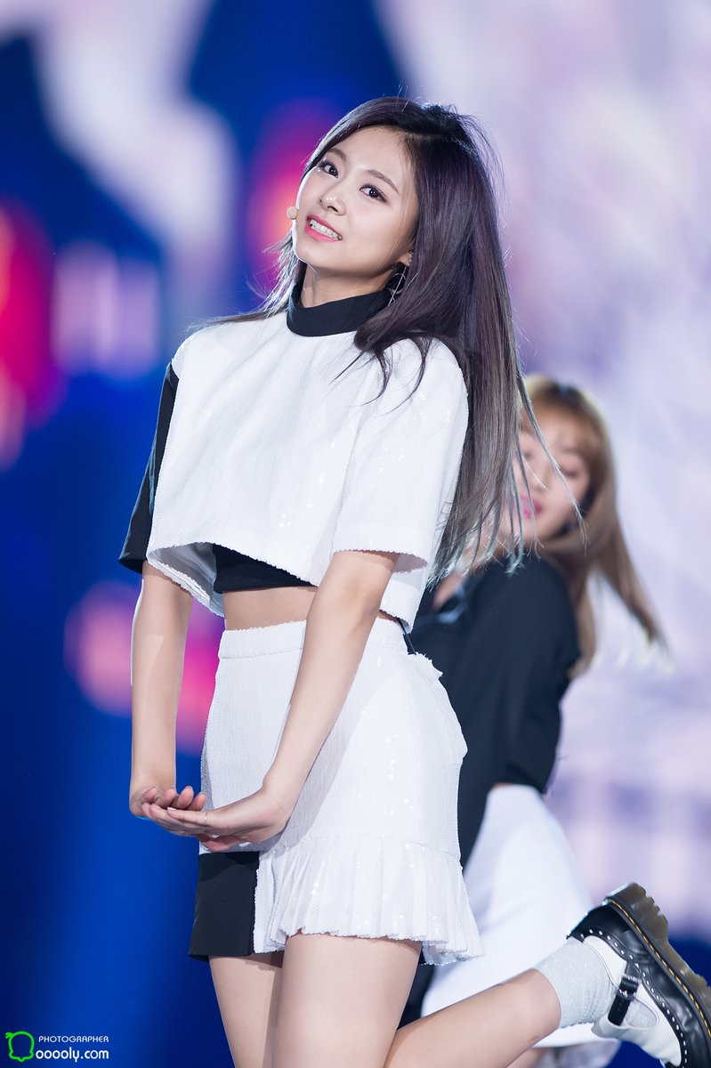 Picture of Chou Tzu-yu (Tzuyu)