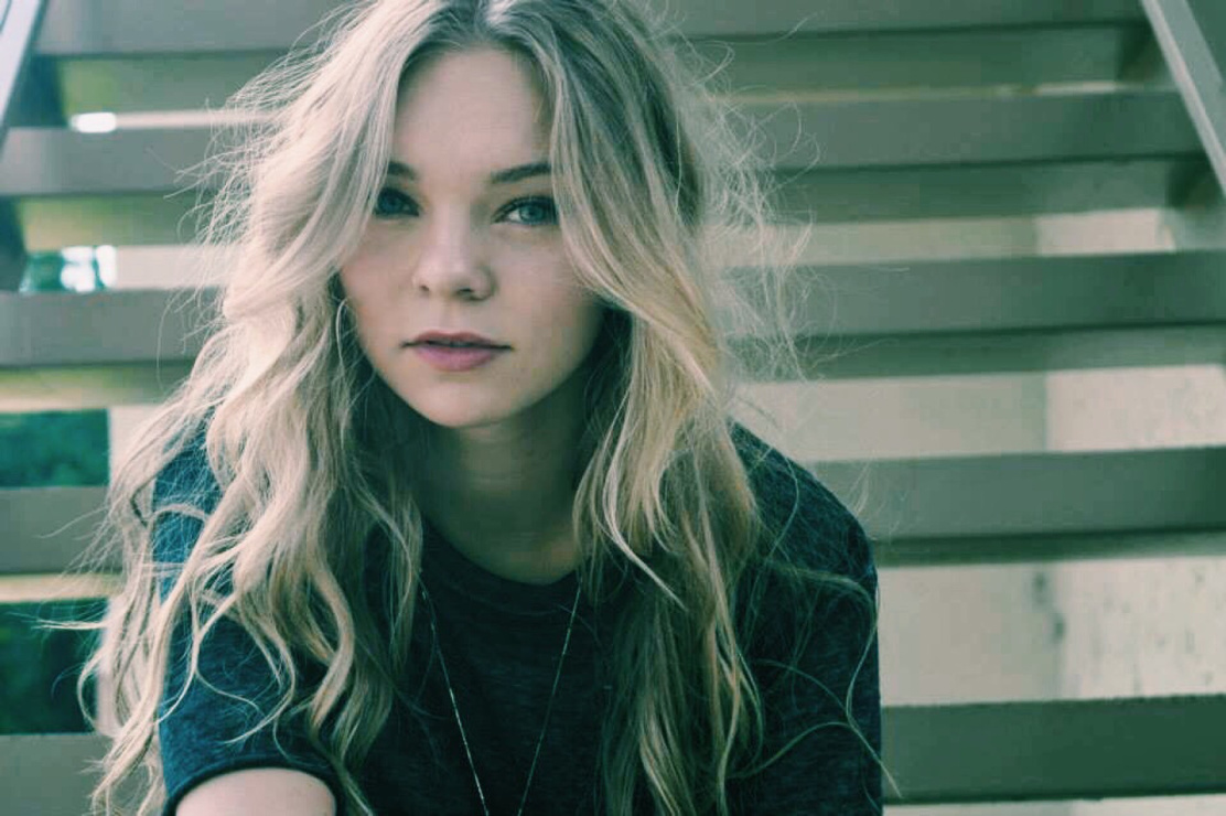 Picture of Taylor Hickson