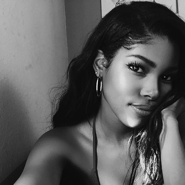 Picture of Diamond White