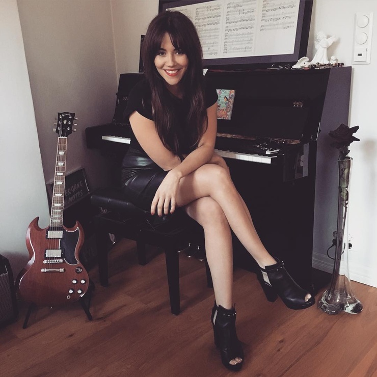 Picture of Marion Raven