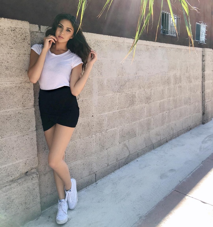 Image of Lauren Rhoden