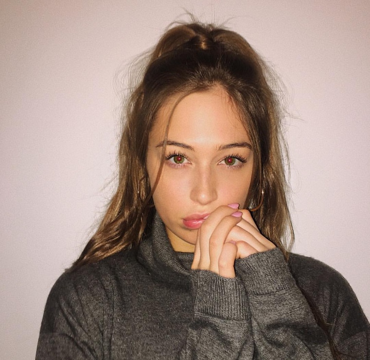Photo of Elsie Hewitt