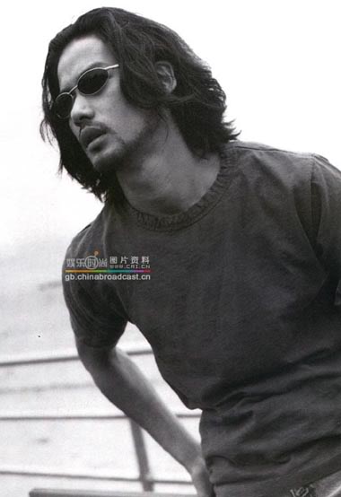 Picture of Yutaka Takenouchi