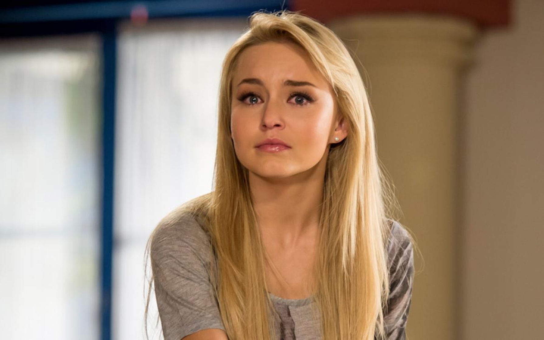 Angelique Boyer image