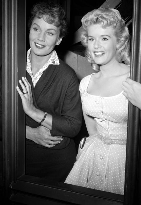 Picture of Connie Stevens