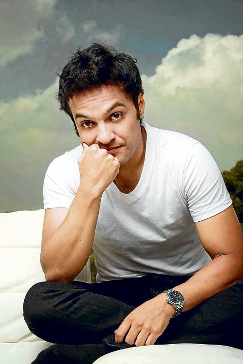 Julián Román picture