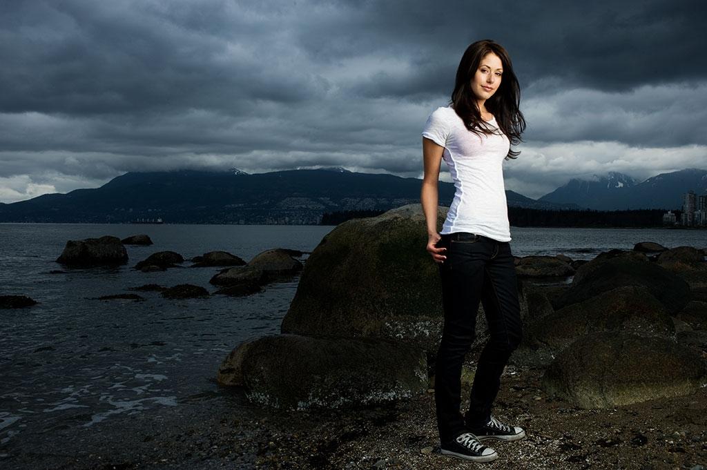 Picture of Amanda Crew