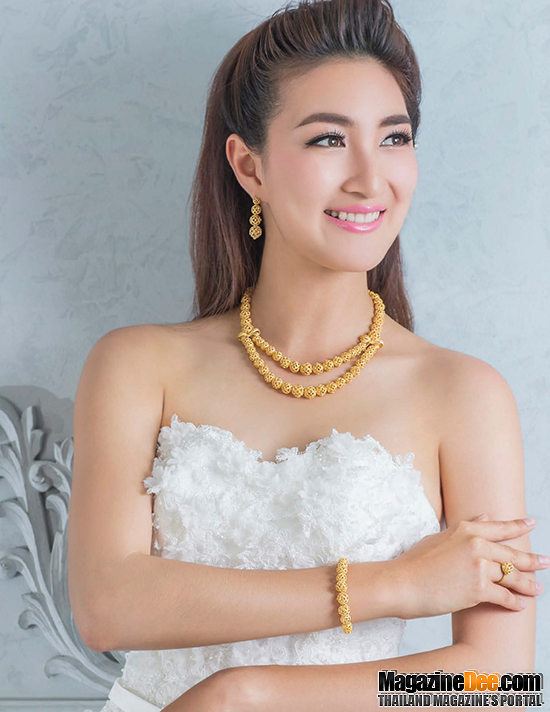 Picture of Khemanit Jamikorn