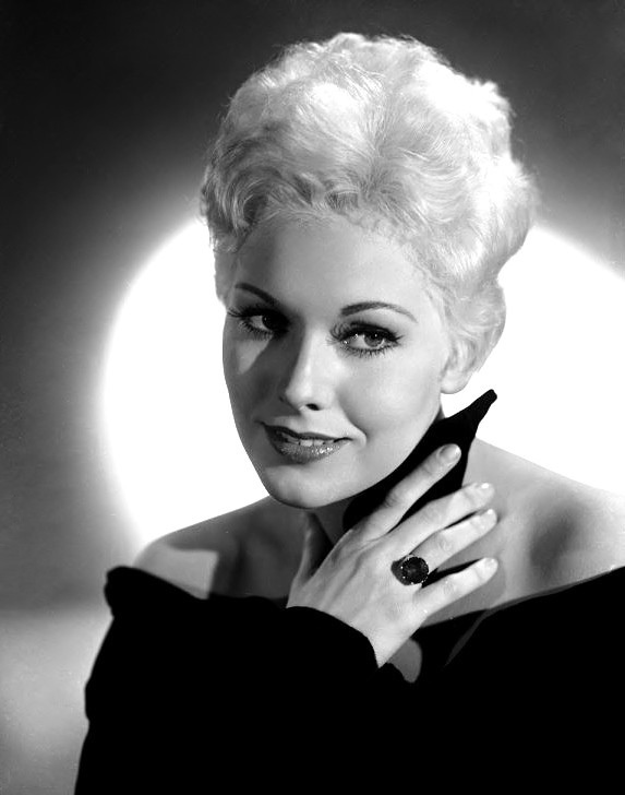 Picture Of Kim Novak