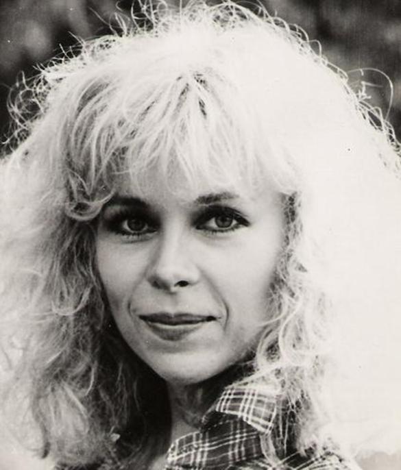 Picture of Elaine Joyce