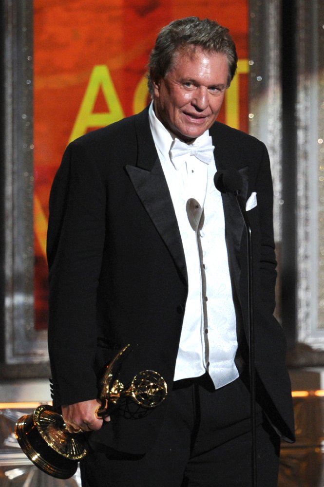 Picture of Tom Berenger