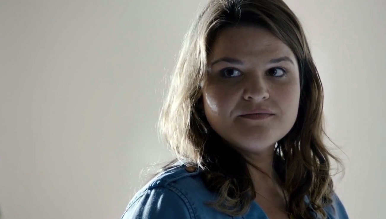 Annie Funke as "Mae Jarvis"