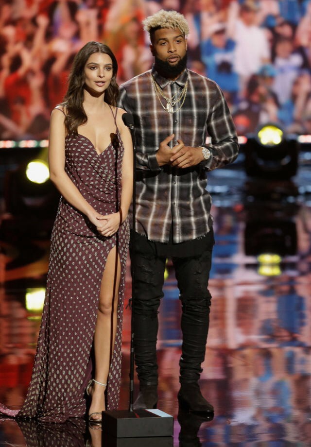 Emily Ratajkowski picture