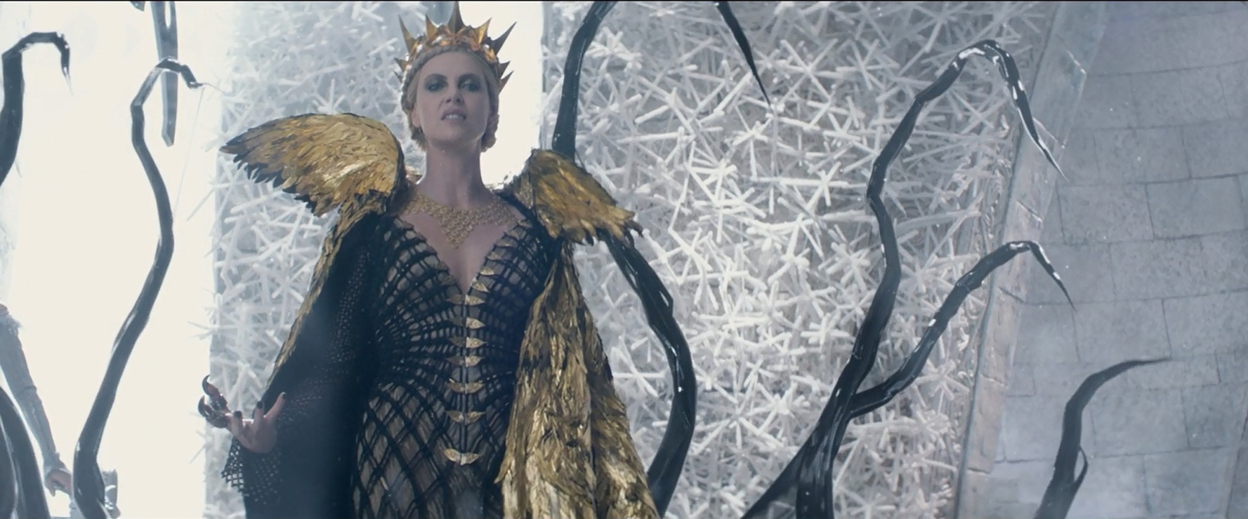 Queen Ravenna image