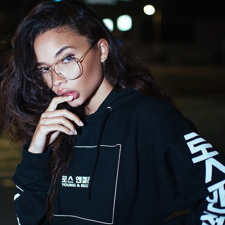 Picture of Ashley Moore (2)