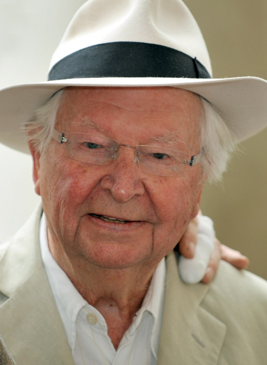 Picture of Clive Dunn