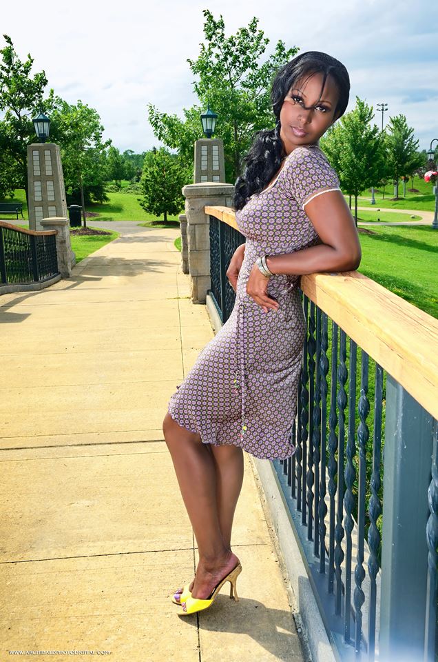 Picture of Elle Downs