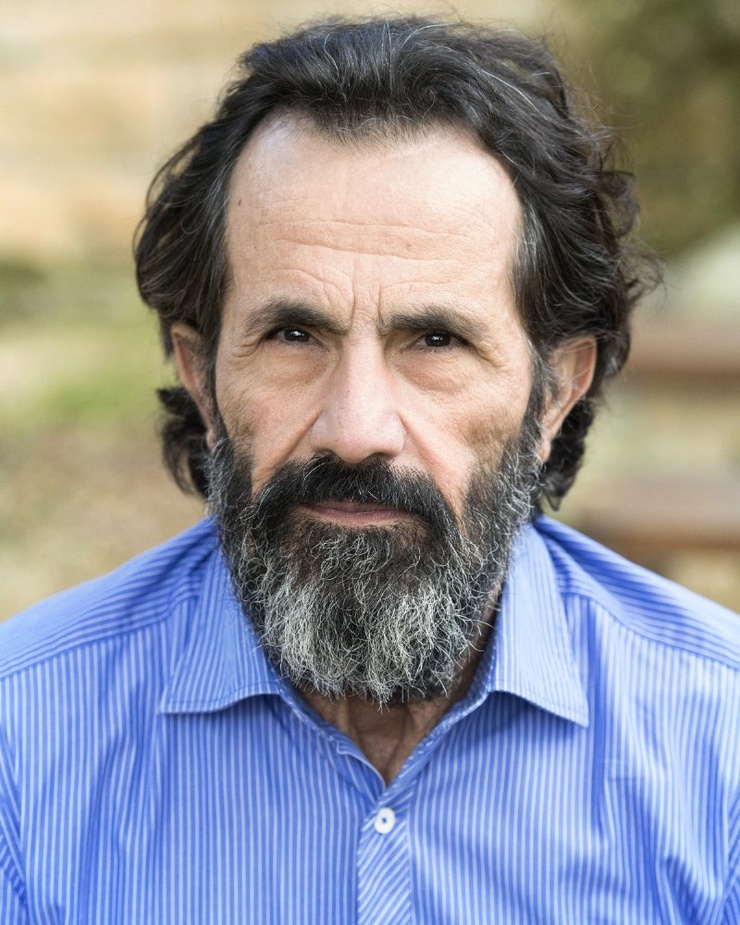 Picture of Simon Elrahi