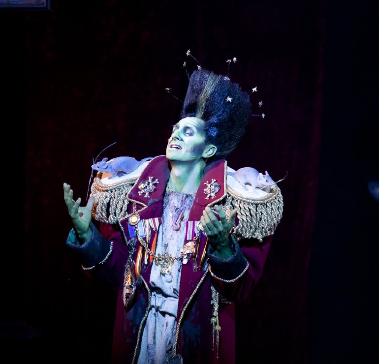 Mitchell Butel picture