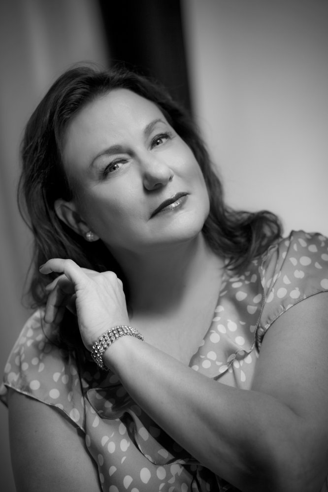 Picture of Kelly Lynn Warren