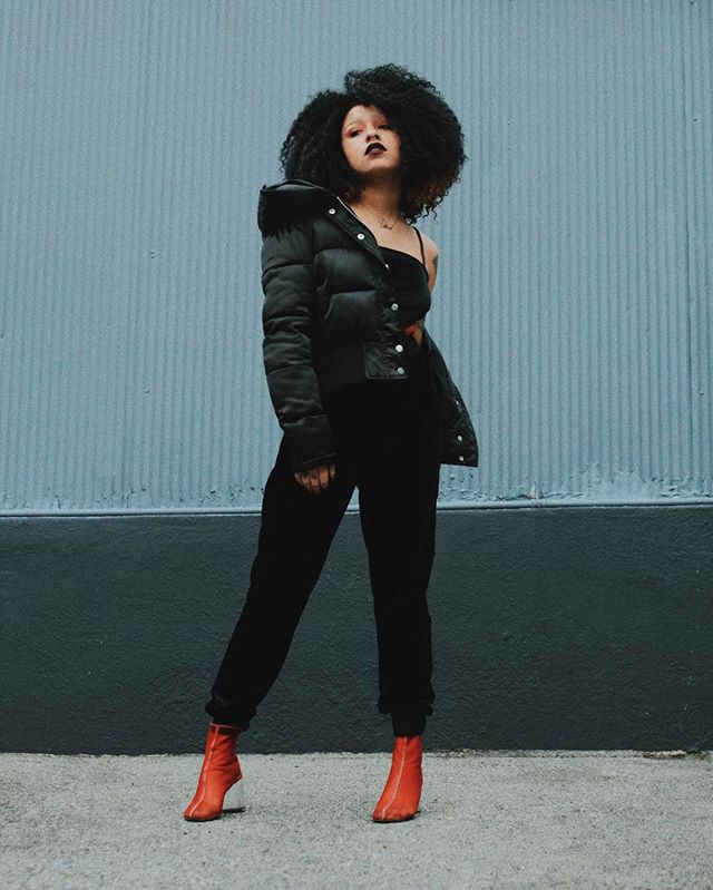 Picture of Lee Velvet