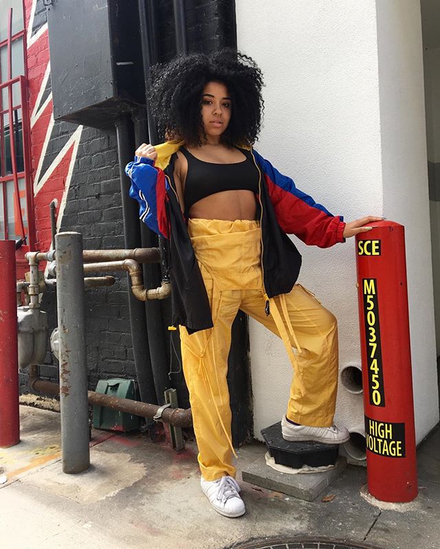 Picture of Lee Velvet